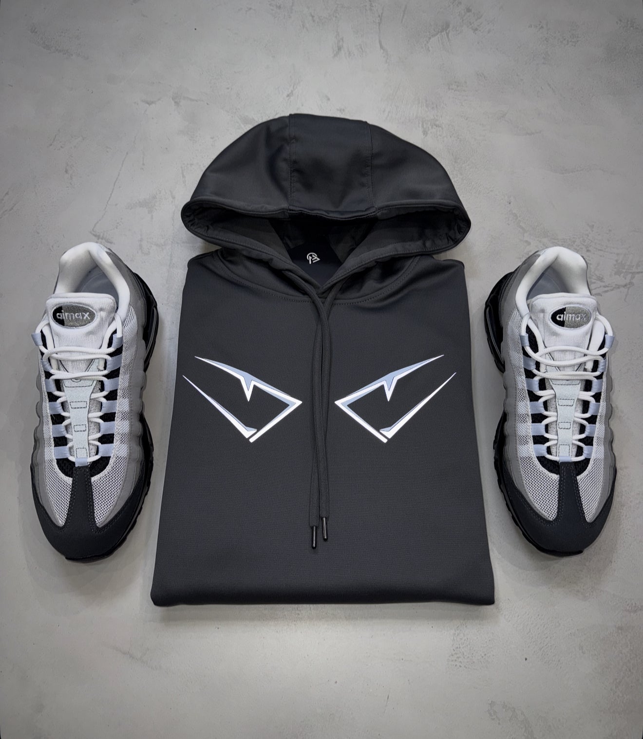 V5 BLUE TINT HOOD – EWO clothing