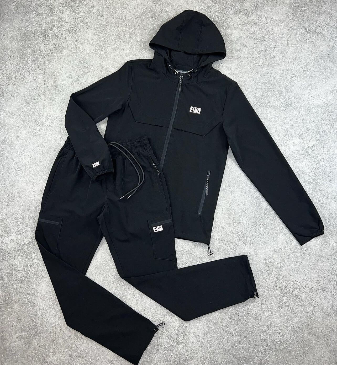 Tech Set Black – EWO clothing